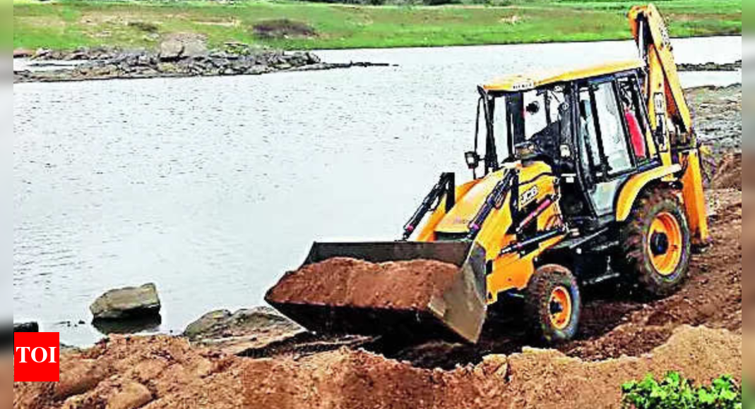 Earth cutting, mining threaten char farmers | Guwahati News - Times of ...