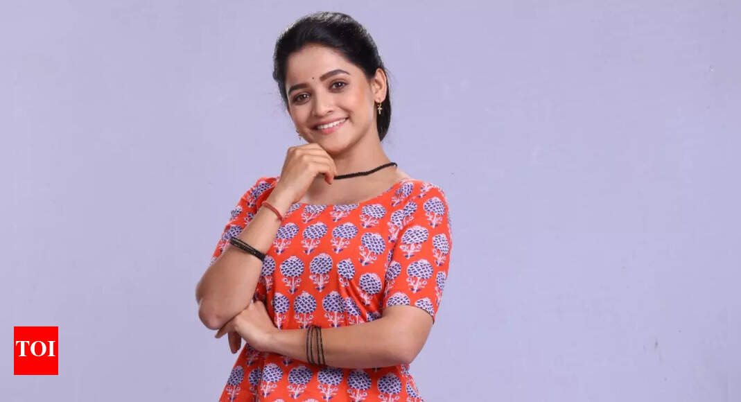 Upcoming TV show 'Paru' to feature Prasad Jawade and Sharayu Sonawane ...