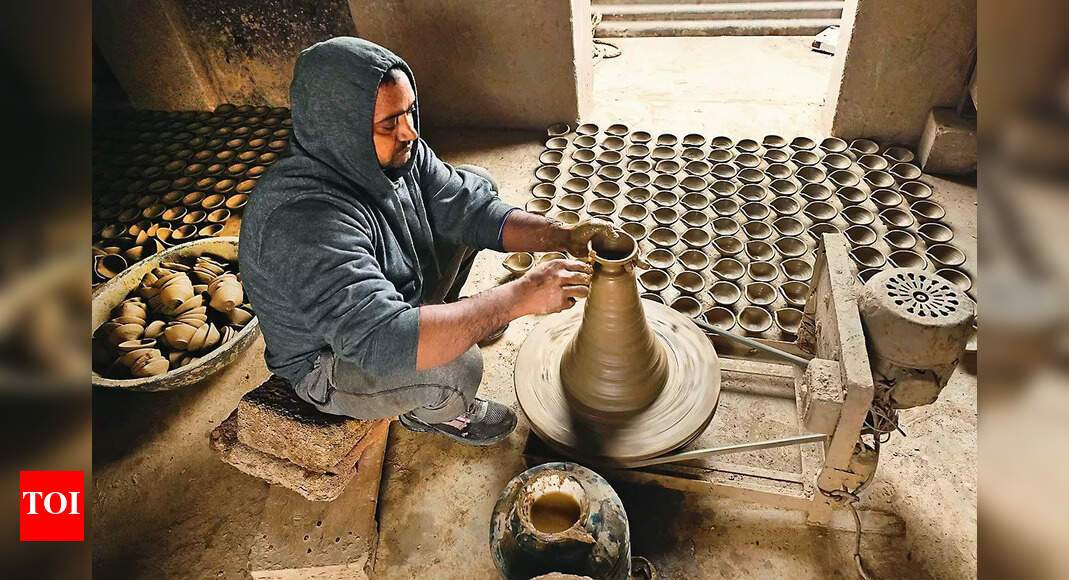 Diwali: Countdown to January 22 ‘Diwali’: RWAs, Traders, and Temples ...