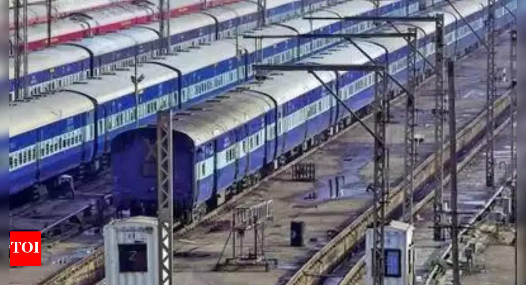 Central Railway megablock on Harbour line to incovenience commuters ...