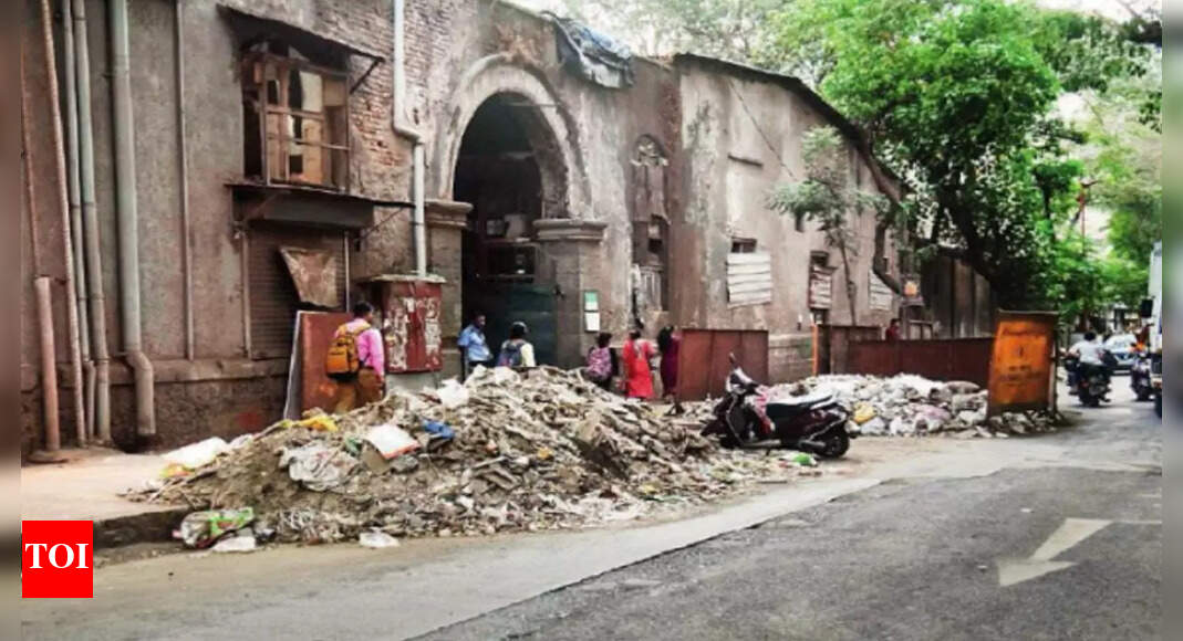 Debris dumping boom as 6,000 buildings go for redevelopment | Mumbai ...