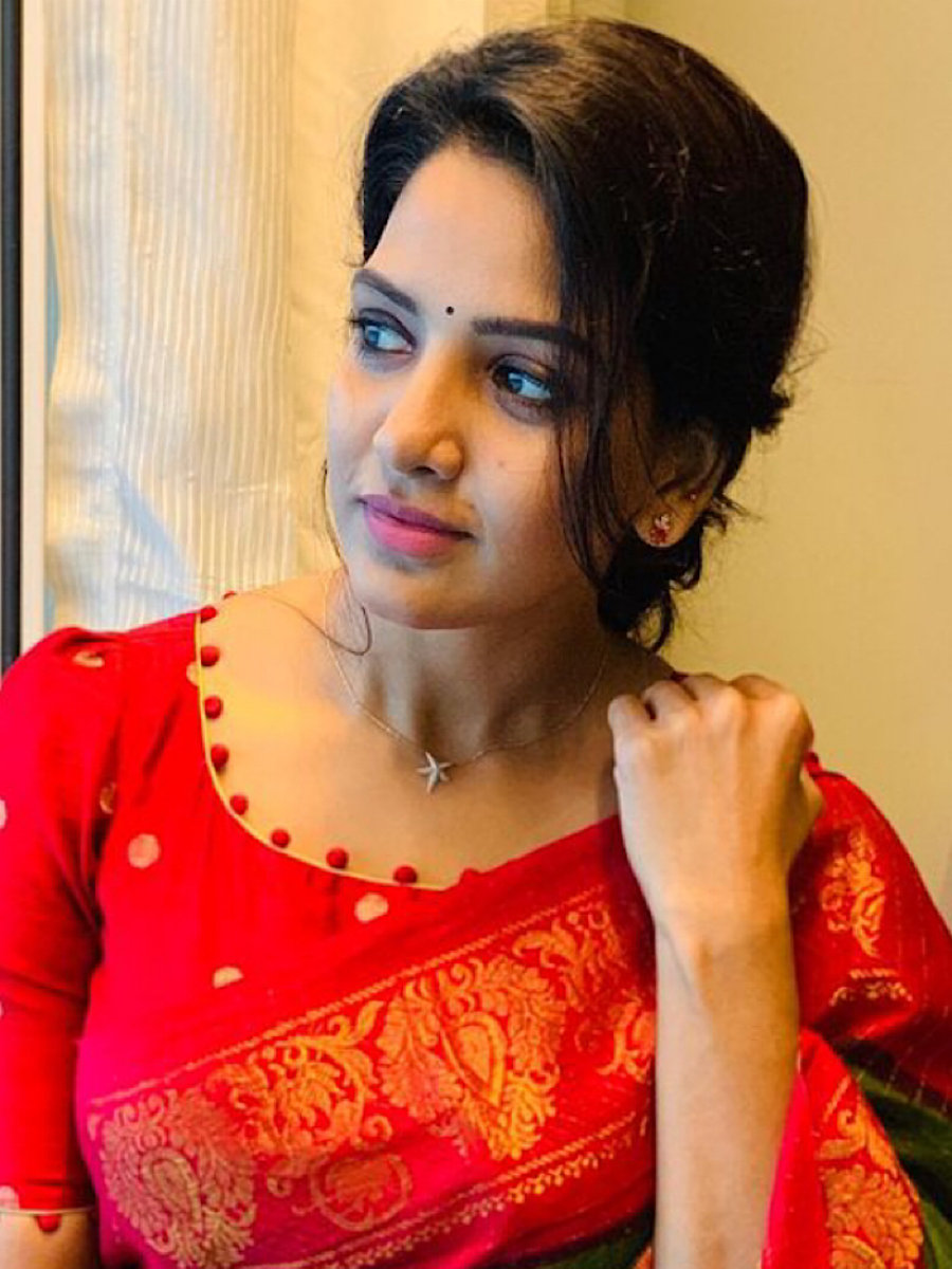 In pics: Gorgeous looks of Pavani Reddy | Times of India