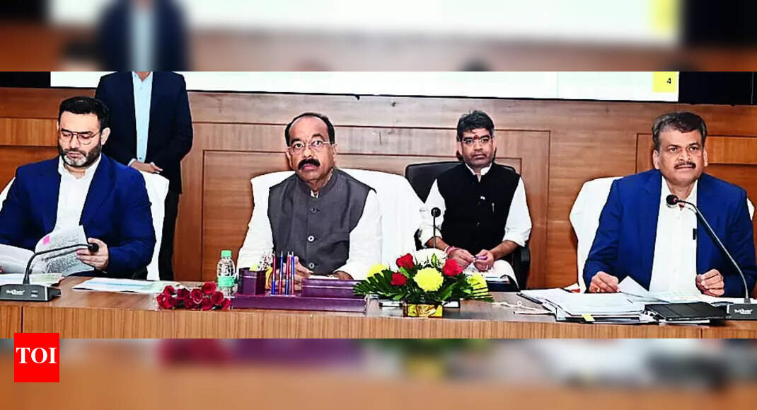 Sao Directs Pwd Officials To Expedite Pace Of Construction | Raipur ...