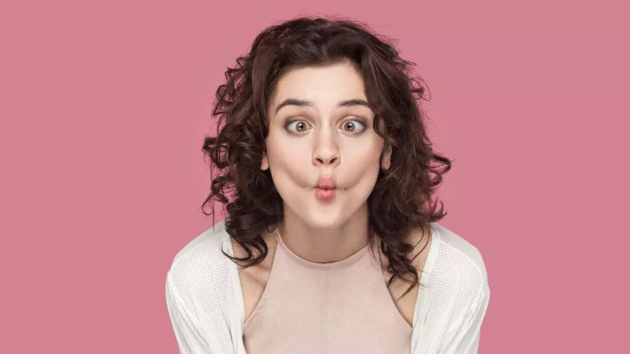 Say Goodbye To Facial Puffiness: 5 Clever Tips For A Bloat-Free Face