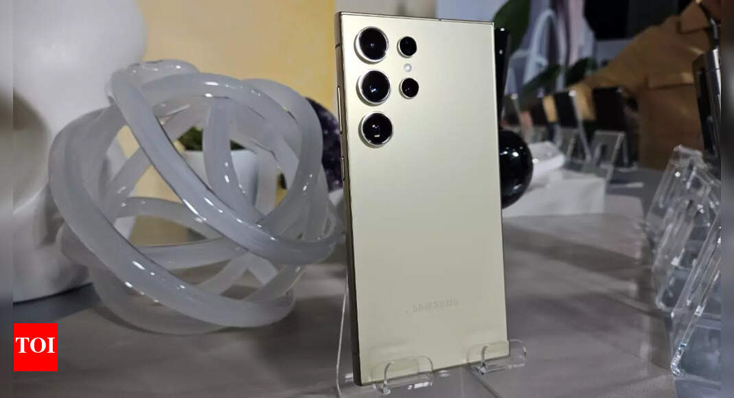 Samsung Galaxy S24 Ultra first impressions: The AI smartphone with ...