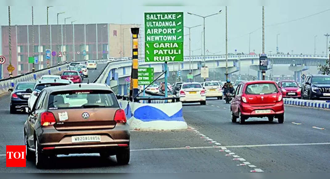 Maa Flyover: New Signage on Maa Flyover to Curb Sudden Lane-Change in ...