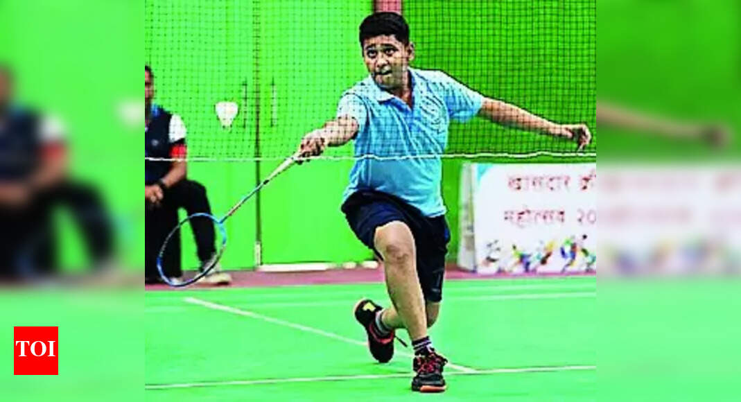 Dhole Rallies: Dhole rallies to get past Salunke in 3-game thriller ...