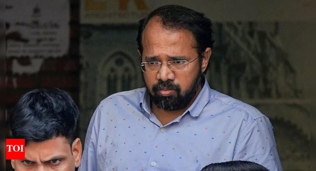 Suraj Chavan, Shiv Sena (UBT) Leader's Close Aide Arrested in Money ...