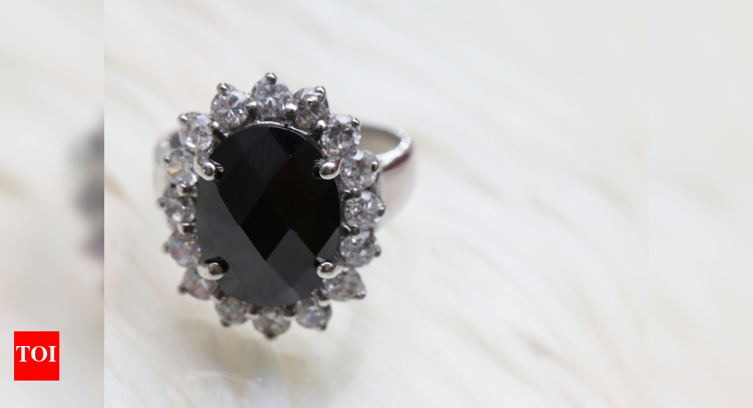 The relationship between Gemstones and Planets in Vedic astrology ...