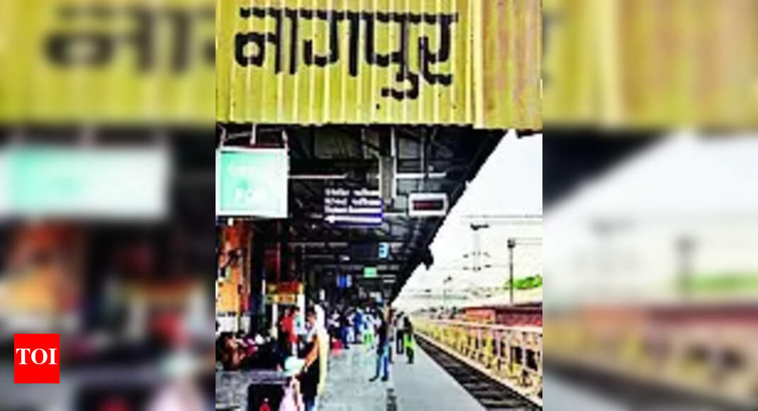 Ayodhya Event: Ayodhya Event Live Streaming at Railway Stations ...