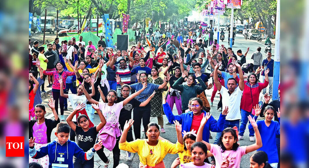 Happy Streets: Happy Streets - Blissful Dawn in Wanowrie Pune | People ...