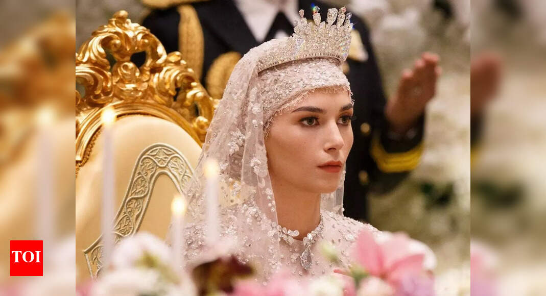 Royal Wedding: Royal bride and newly crowned Princess of Brunei leaves ...