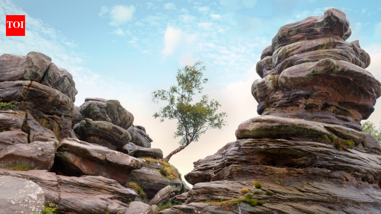 7 mysterious rock formations around the world