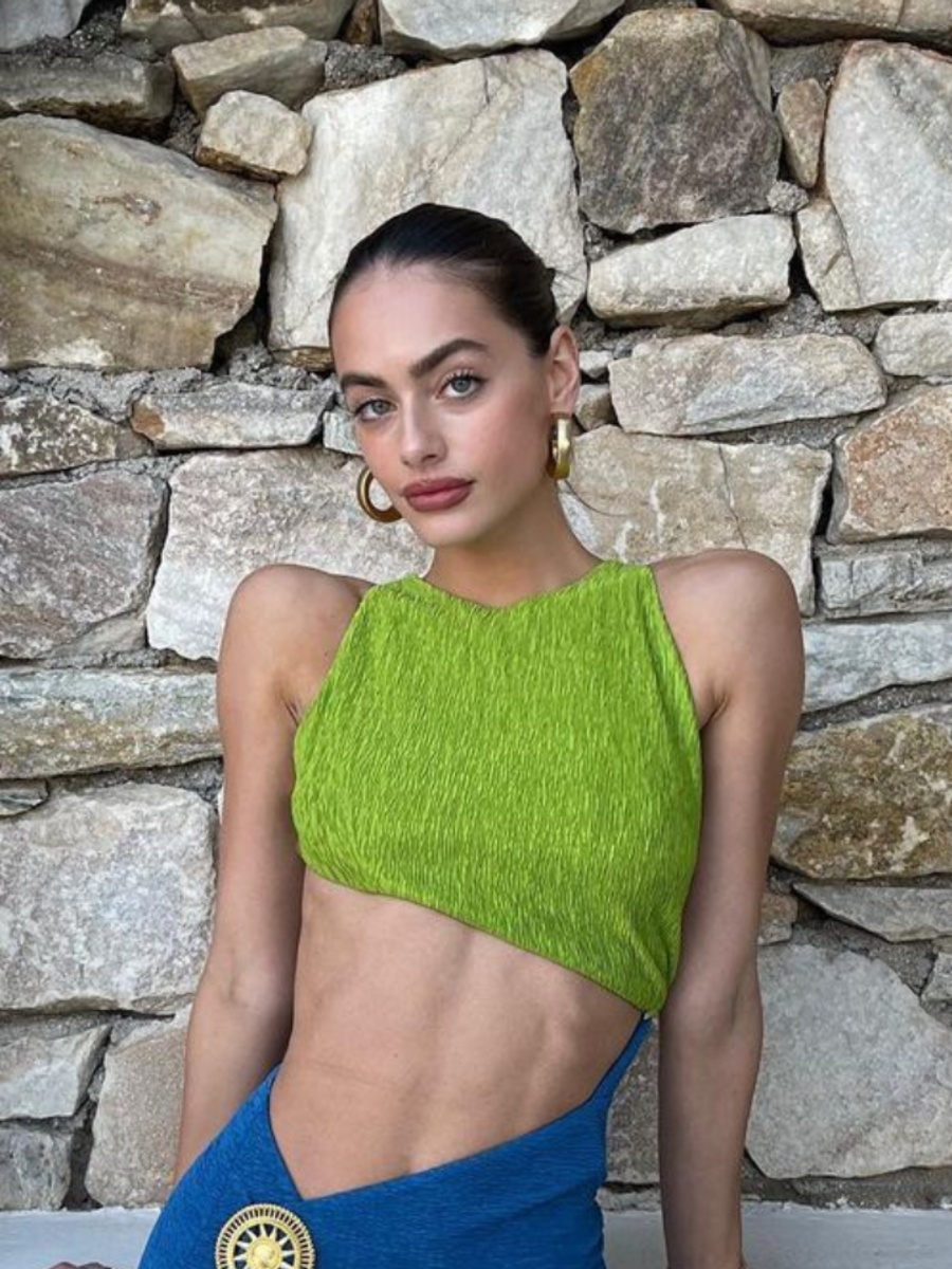 This Israeli Model’s Insta Is A Hot Girl Summer Fit Moodboard | Times Now