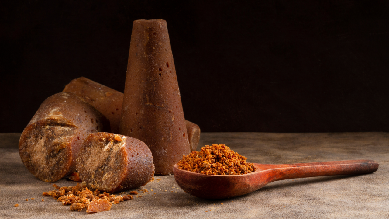 Simple Steps To Test Jaggery Purity At Home: 4 Easy Tips