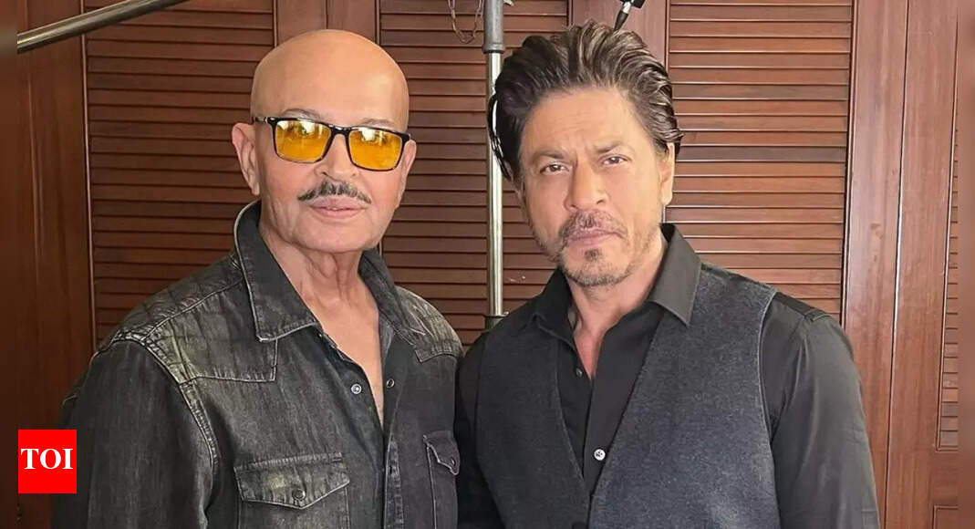 Shah Rukh Khan Shoots for Rakesh Roshan and Hrithik Roshan's Family ...