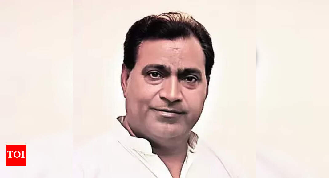 Double Engine Government: Congress MLA Zubair Khan Mocks BJP's 'Double Engine Government' Slogan ...