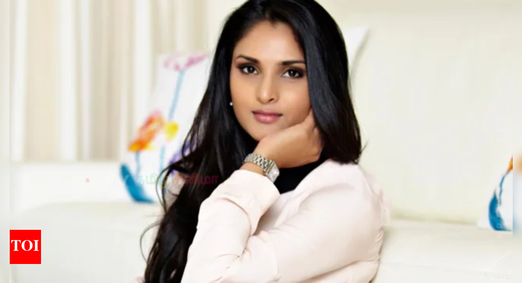 Ramya shares a workout video on her Instagram story, creating buzz ...