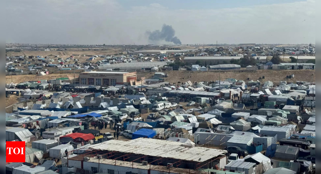 Death Toll Rises to 12 in Shelling of UN Shelter in Gaza | World News ...