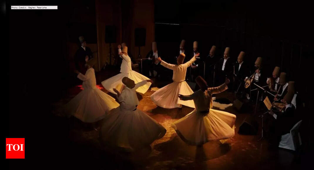 Turkish music and dance: A mesmerizing evening of Whirling Dervishes ...