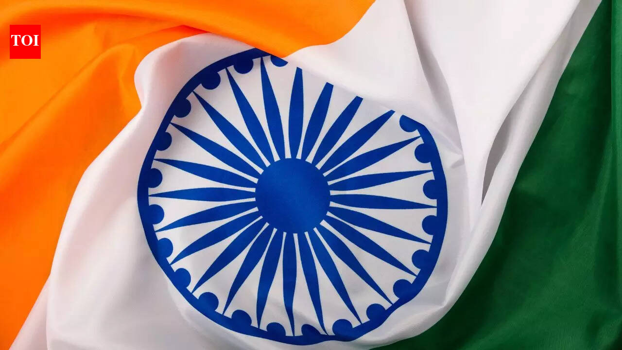 Happy Republic Day 2024 Quotes, Messages & Wishes: Memorable quotes and ...