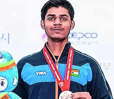 Divyansh Singh Panwar: Divyansh Singh Panwar Breaks World Record at ...