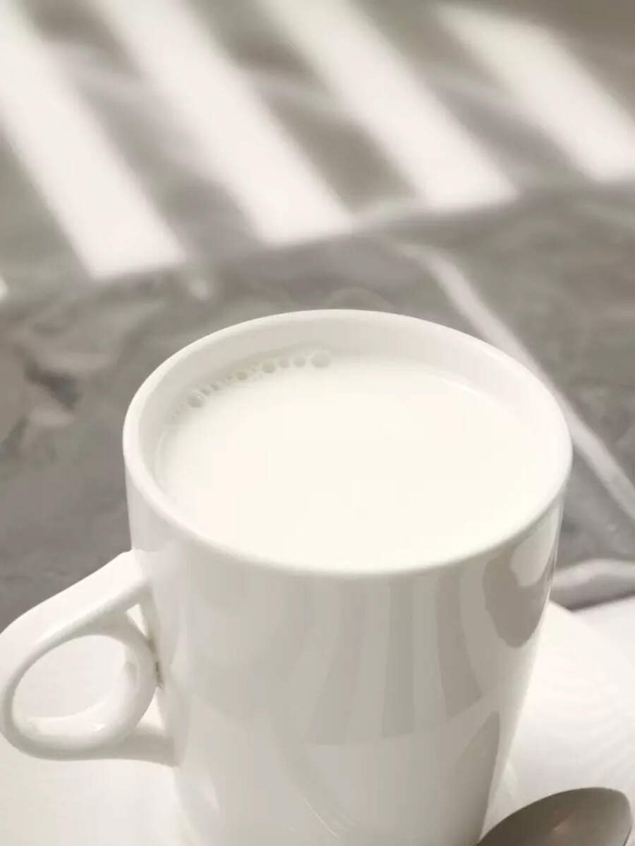 13 things to add to plain milk for better flavour and health | Times of ...