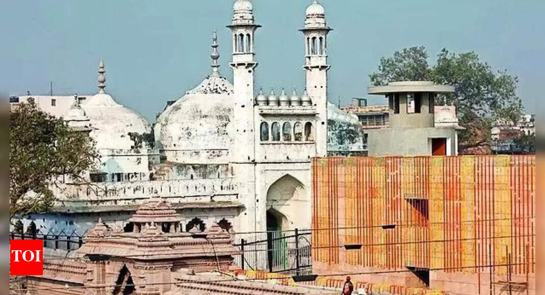 Gyanvapi built in 15th century, extended twice later, says mosque ...