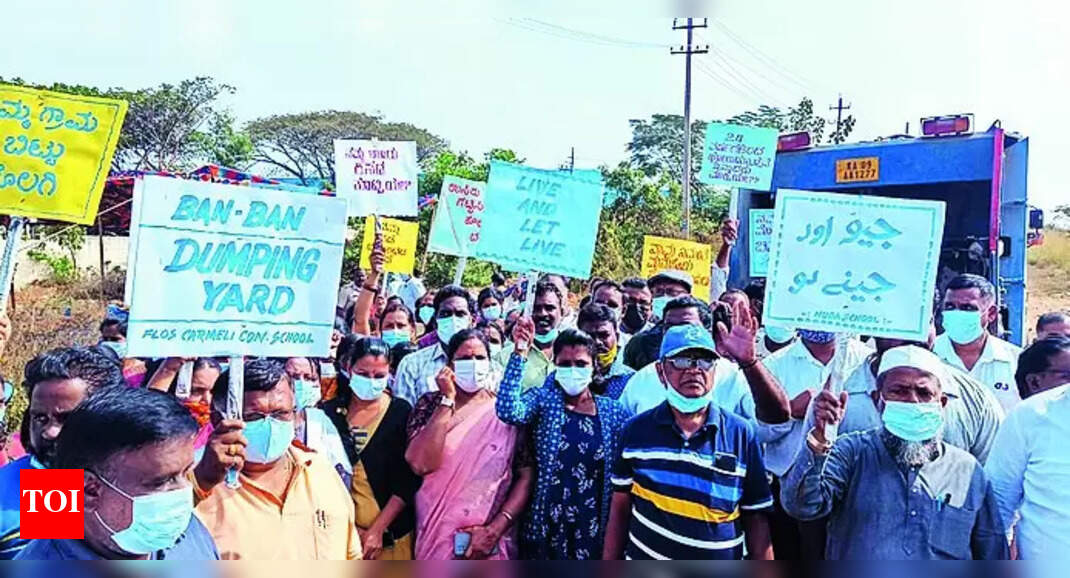 Residents Protest: Residents protest against waste dumping by Mysuru ...