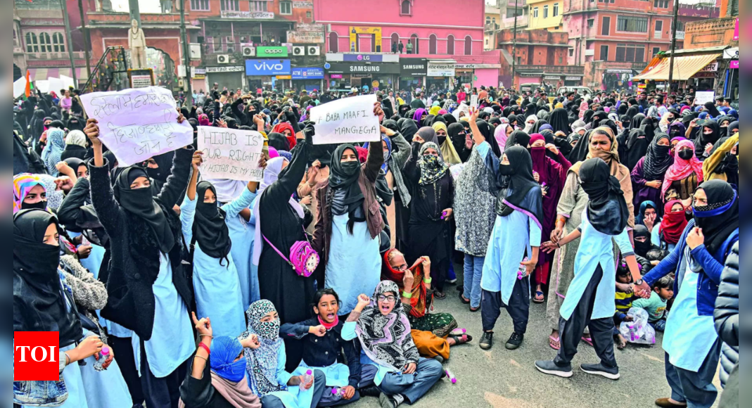 Muslim Schoolgirls Kin Protest Rajasthan Bjp Mlas Hijab Remarks