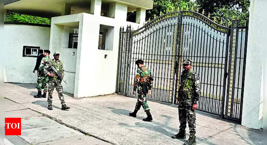 CM House: All eyes on CM house today Ranchi: Hemant Soren to face ...