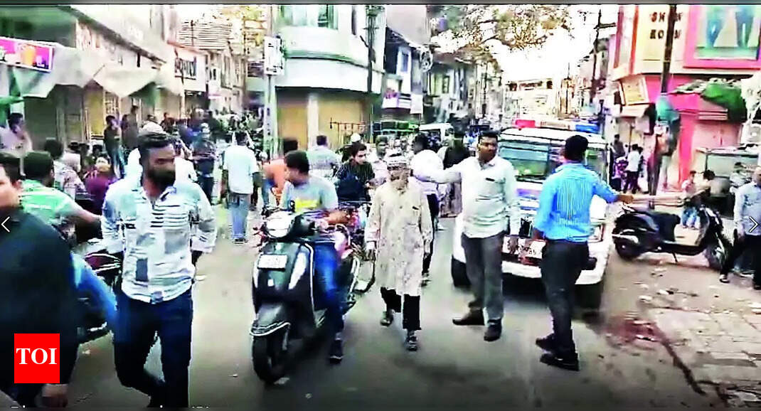 Bhavnagar Civic Body Guard Killed By In Full Public View | Rajkot News ...