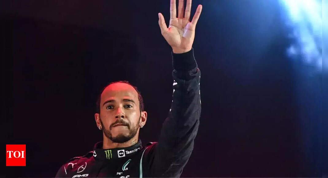 Lewis Hamilton Poised for Sensational Move to Ferrari in 2025 | Racing ...