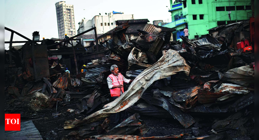 Reduced to embers, will Lakda Bazar rise again from the ashes? | Mumbai ...