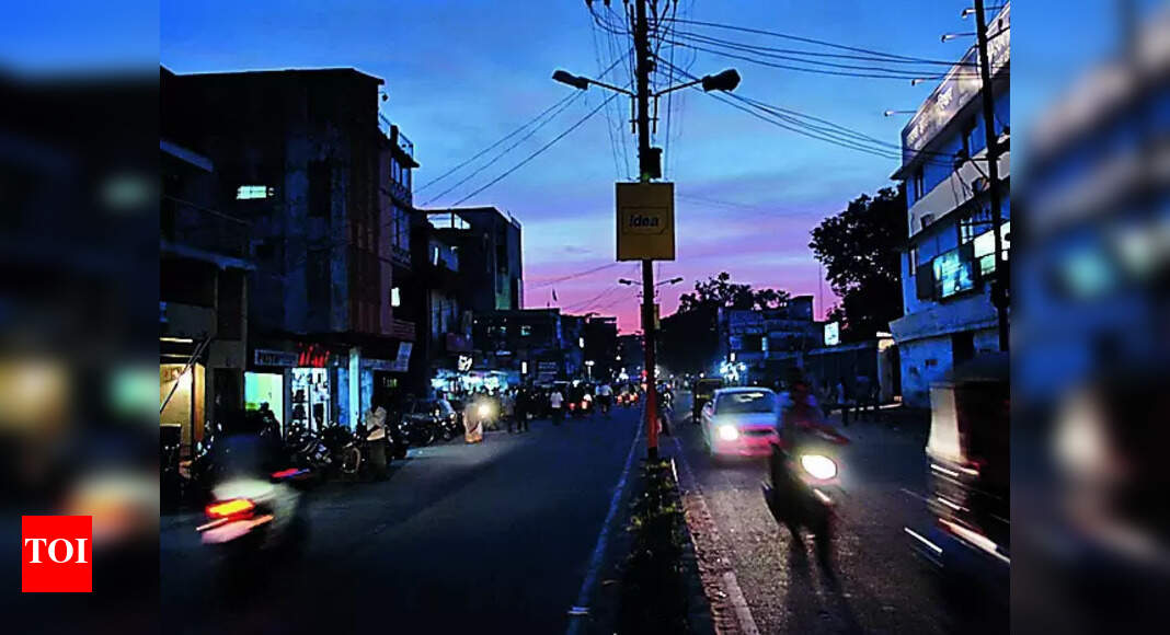 Street Lights: City Residents ‘crawl’ At Night As Most Street Lights ...