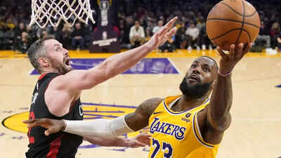 Lakers face uncertainty as NBA trade deadline approaches | NBA News - Times of India