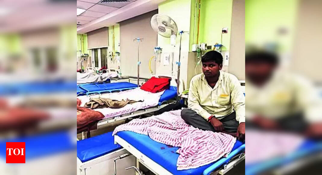 SMS Hospital: Lack Of Cleanliness At Sms Hospital? Scan Qr | Jaipur ...