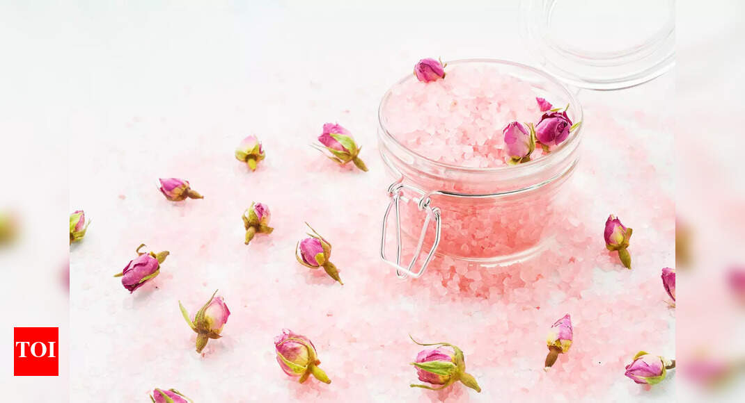 Rose Day 2024: Easy rose scrub recipe for luscious lips | - Times of India