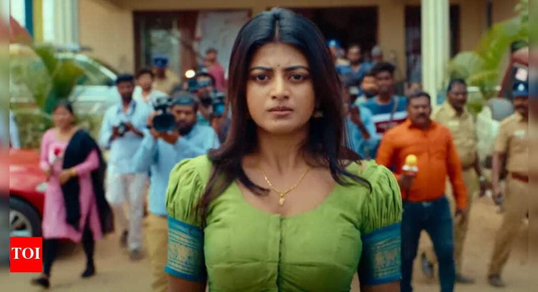 Watch the Trailer of Kayal Anandhi's Upcoming Film 'Mangai' | - Times of India