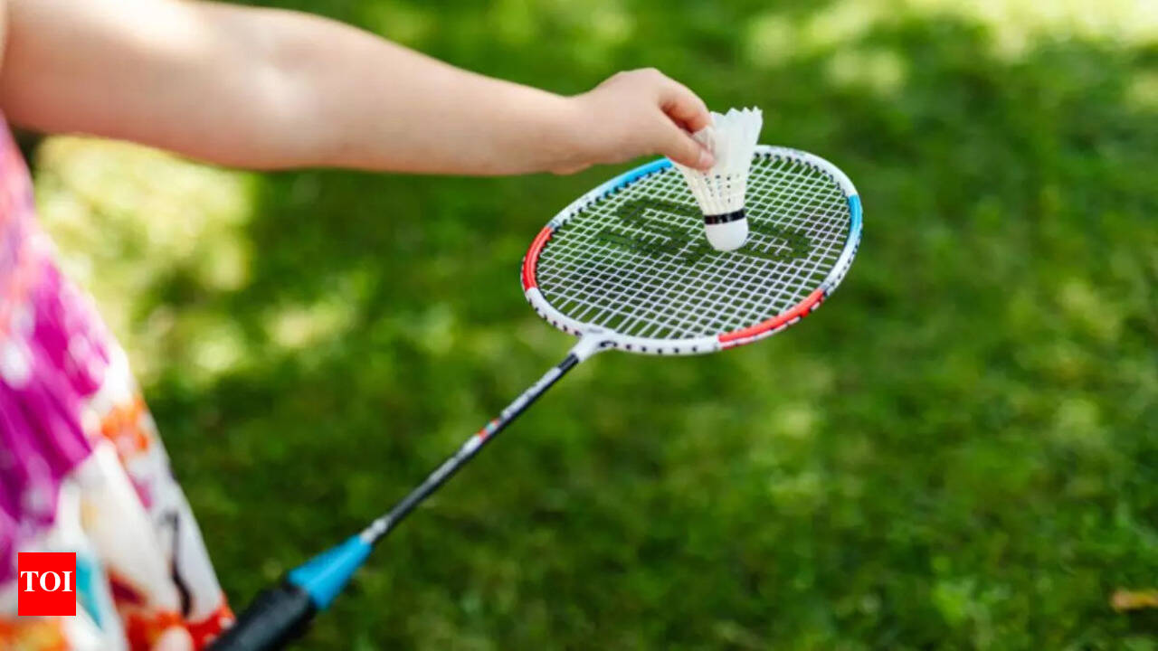 Best badminton rackets under 3000 store