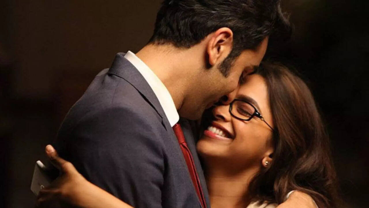 Bollywood's Proposal Magic: 5 Films That Will Sweep You Off Your Feet ...