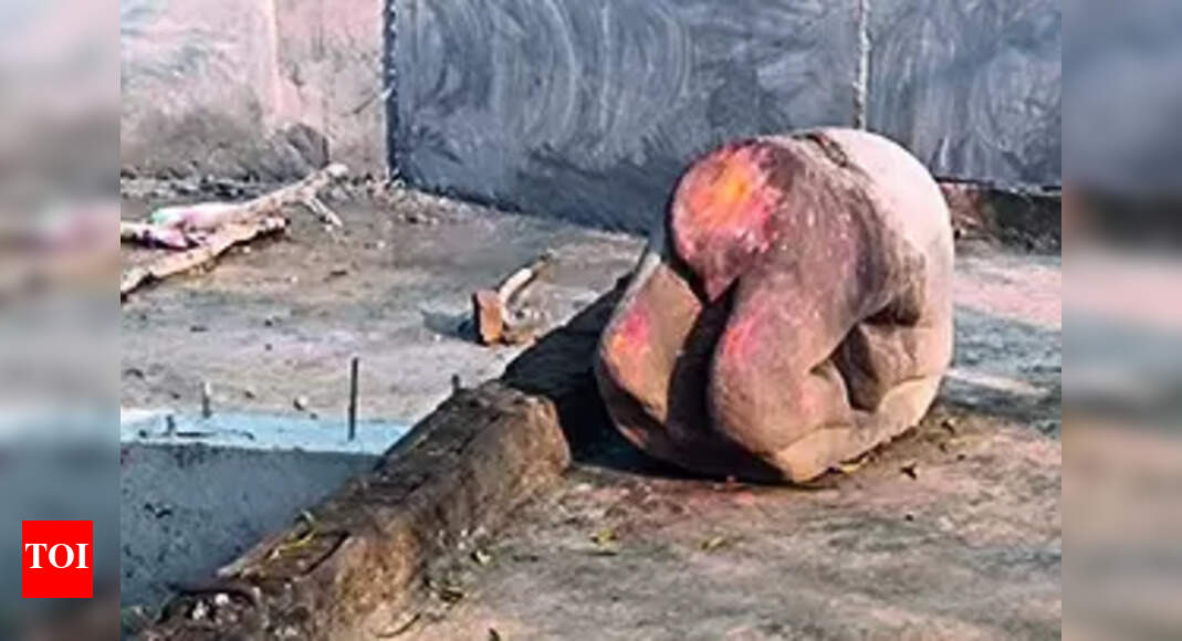 Nandi Idol Found In 14th Century Rock-cut Temple | Ranchi News - Times ...