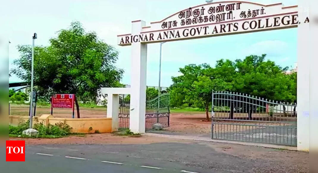 Attur Govt College: Attur Govt College Reels Under Shortage Of Teaching ...