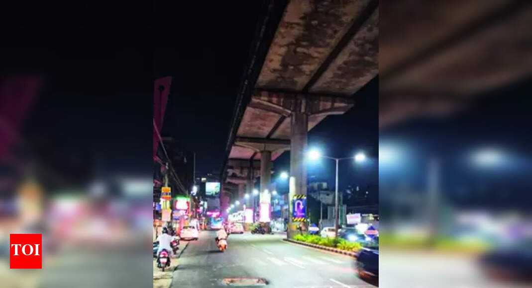 Streetlights On Sa Road Restored | Kochi News - Times of India