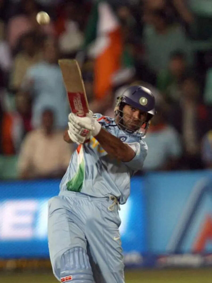 5 Father-Son Duo To Play Cricket For India | Times Now