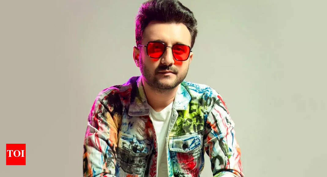 Singer Sharad Lashkari will release an untitled romantic track on ...