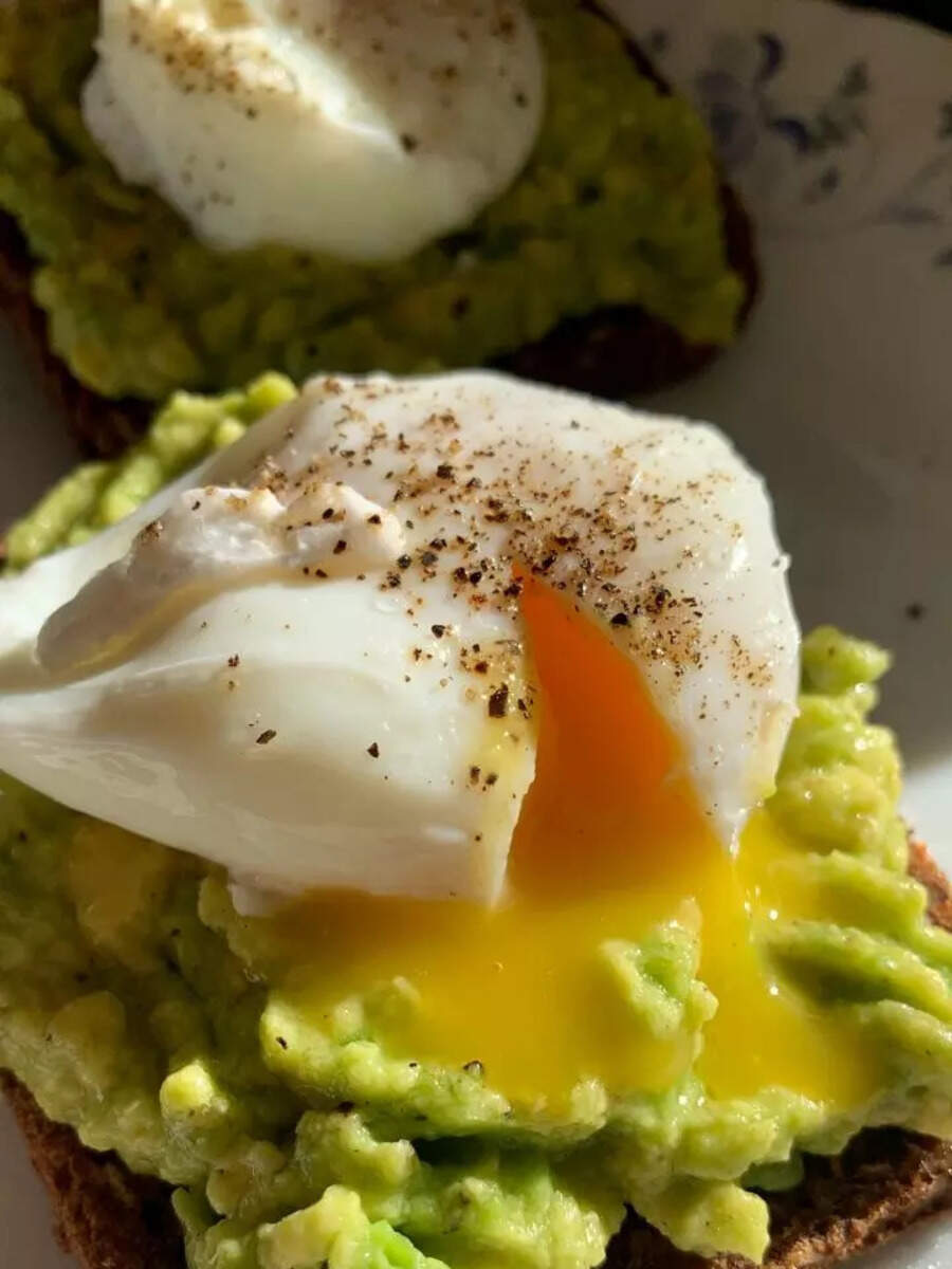 8 mistakes to avoid while making Poached Eggs | Times of India