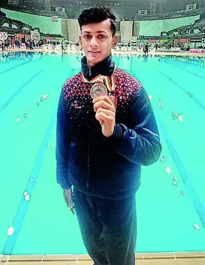 National Swimming Championship: Byculla Teenager Makes a Splash at National Swimming ...