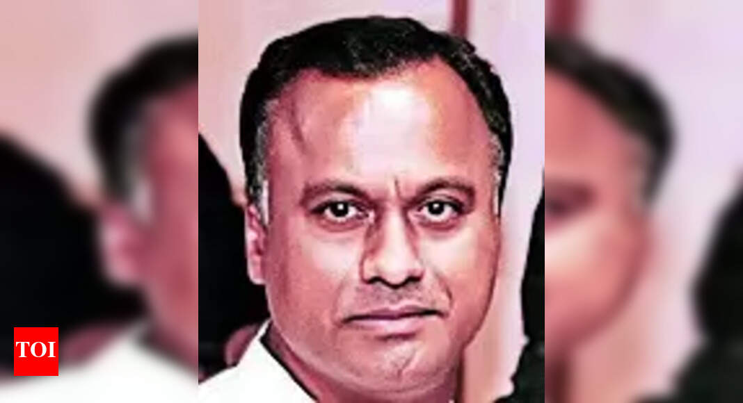 Make Me Home Minister, Will Jail ‘corrupt’ Brs Leaders: Raj Gopal ...