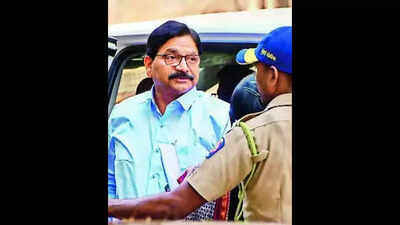 Waikar: Waikar under ED pressure to ditch Sena UBT & join Shinde ...